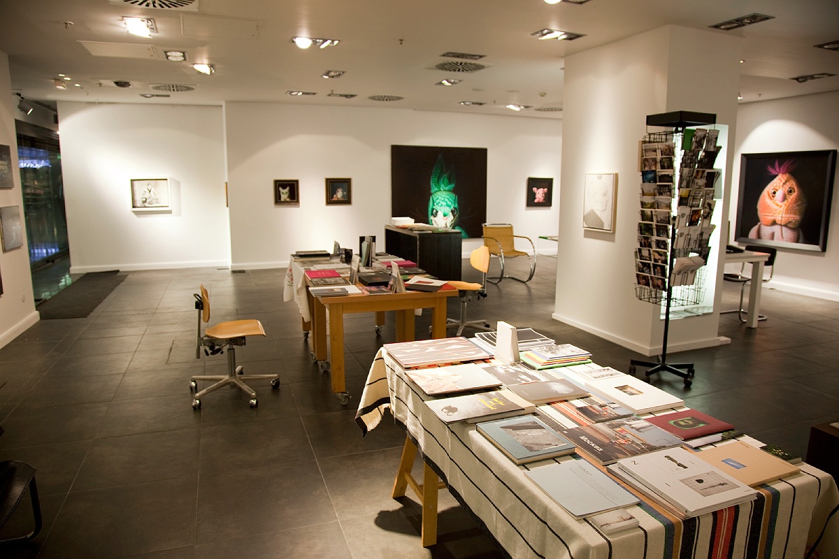 PiB Photobook Market × Galerie Franzkowiak – Julia Schiller