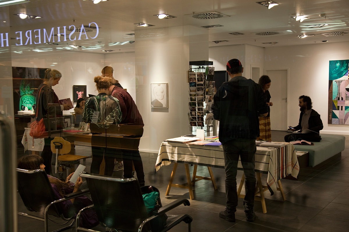 PiB Photobook Market × Galerie Franzkowiak – Julia Schiller
