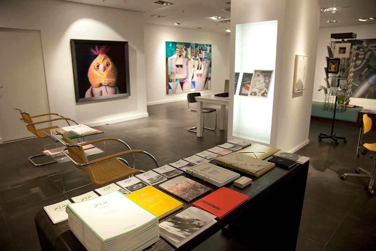 PiB Photobook Market × Galerie Franzkowiak – Julia Schiller